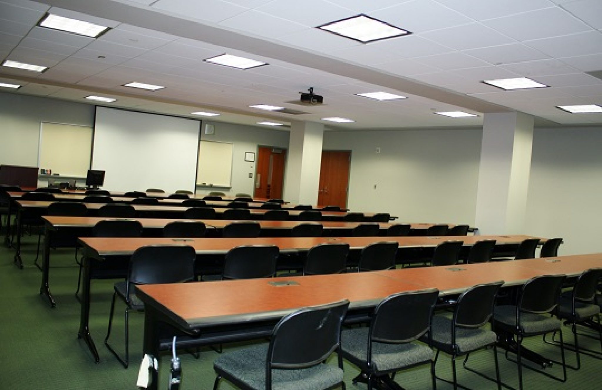 Large Classroom 408 - Roanoke Higher Education Center - Roanoke Higher ...