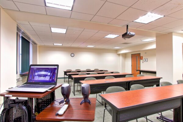Conference Room Archives - Roanoke Higher Education Center - Roanoke ...