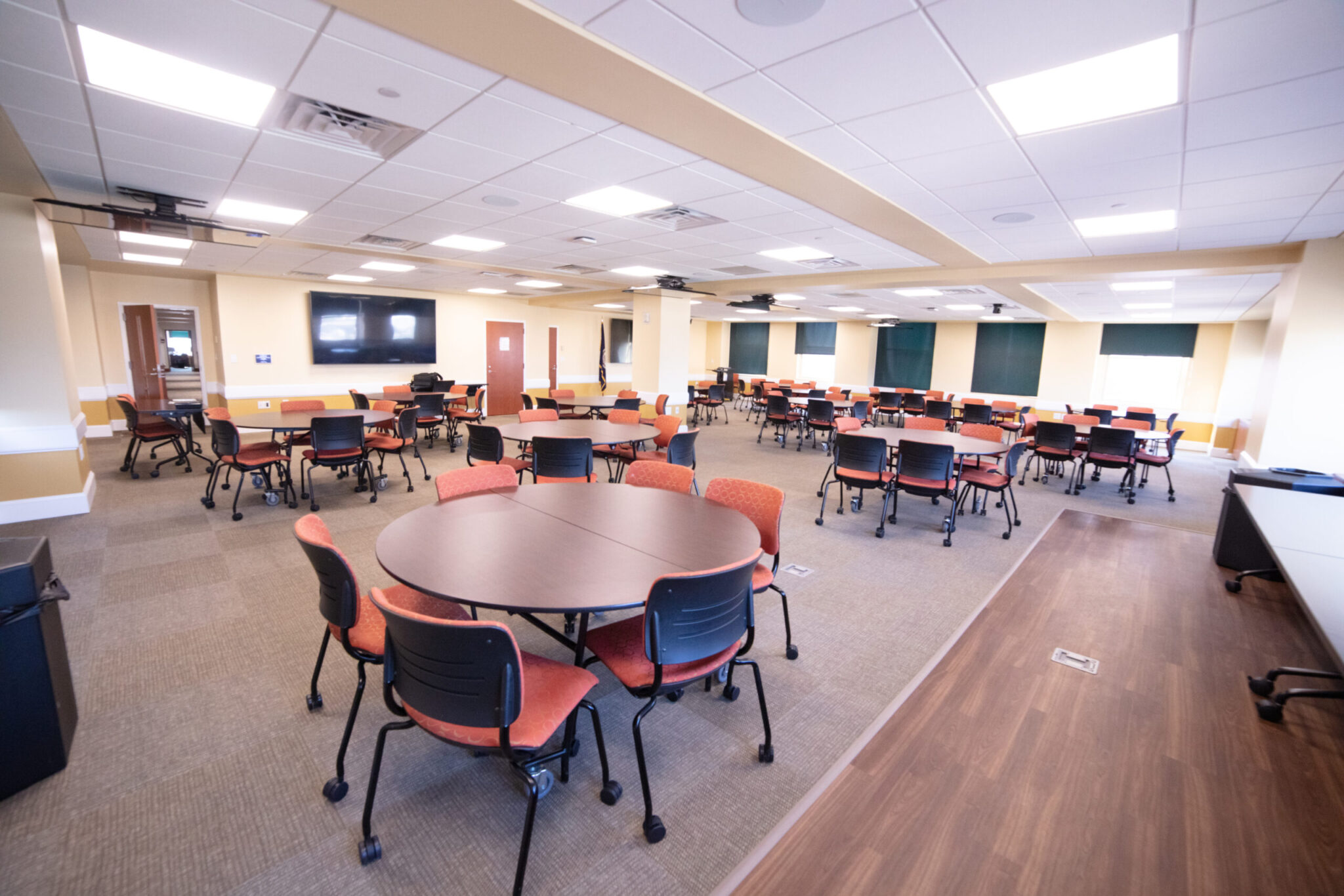 Large Multipurpose Room 409 - Roanoke Higher Education Center - Roanoke ...